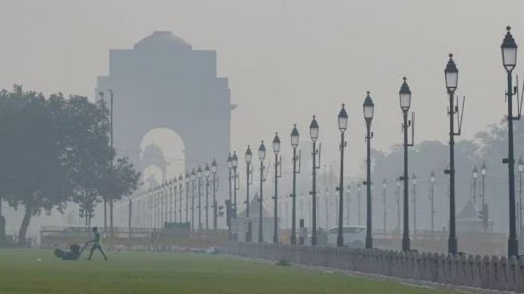Delhi News Highlights: City records min. temperature at 6.2 degrees Celsius this morning, partly ...