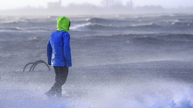 2 killed, transport disrupted as storm brings strong winds to northern ...