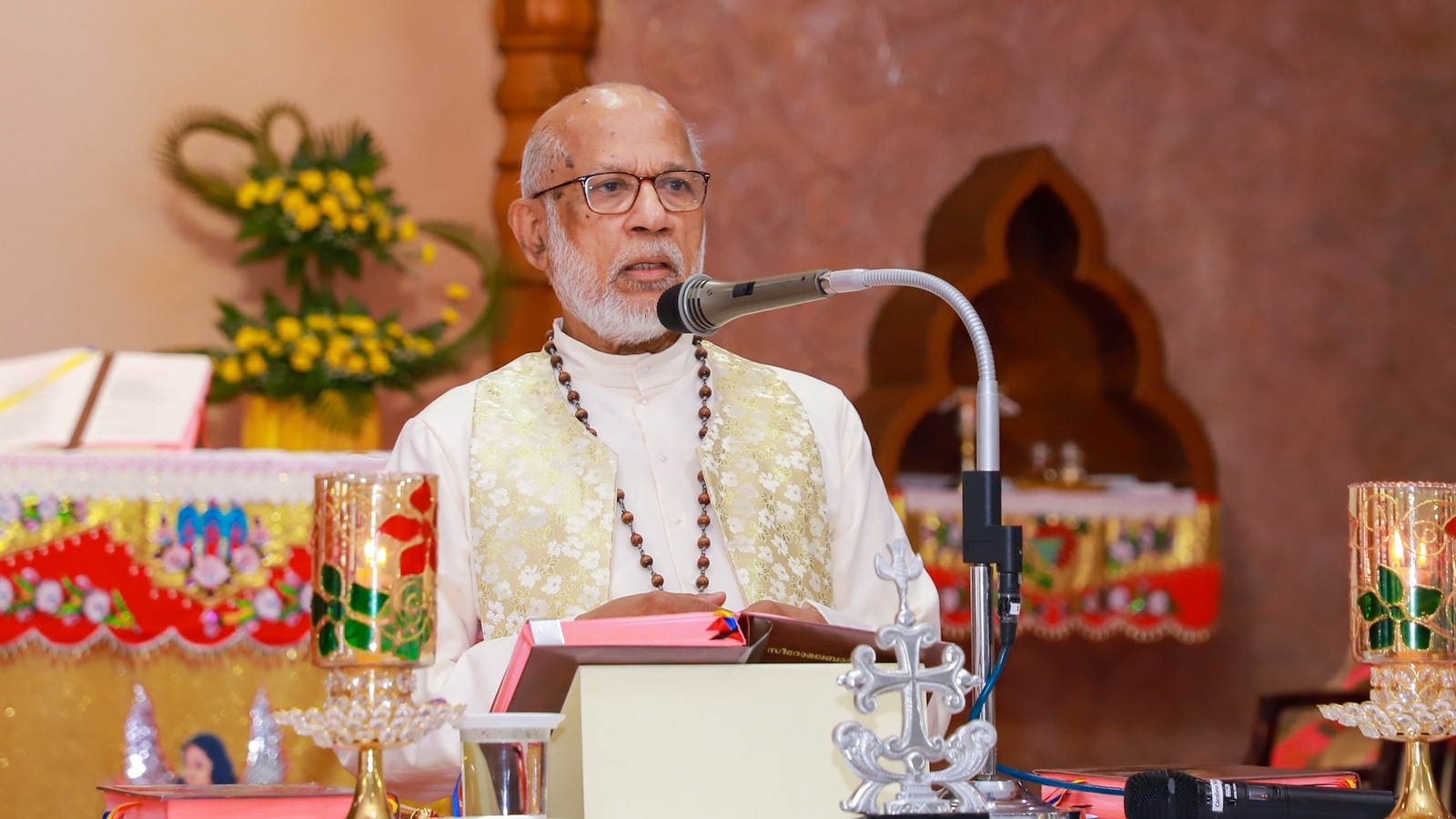 Cardinal George Alencherry, who faced land scam charges, quits as head ...