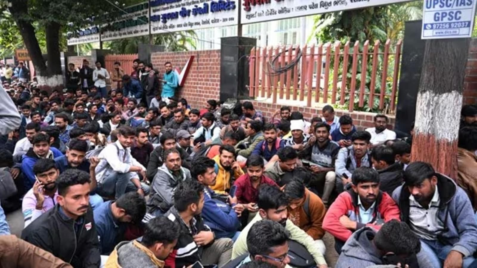 GETCO job aspirants call off strike for 48 hours, give ultimatum to ...