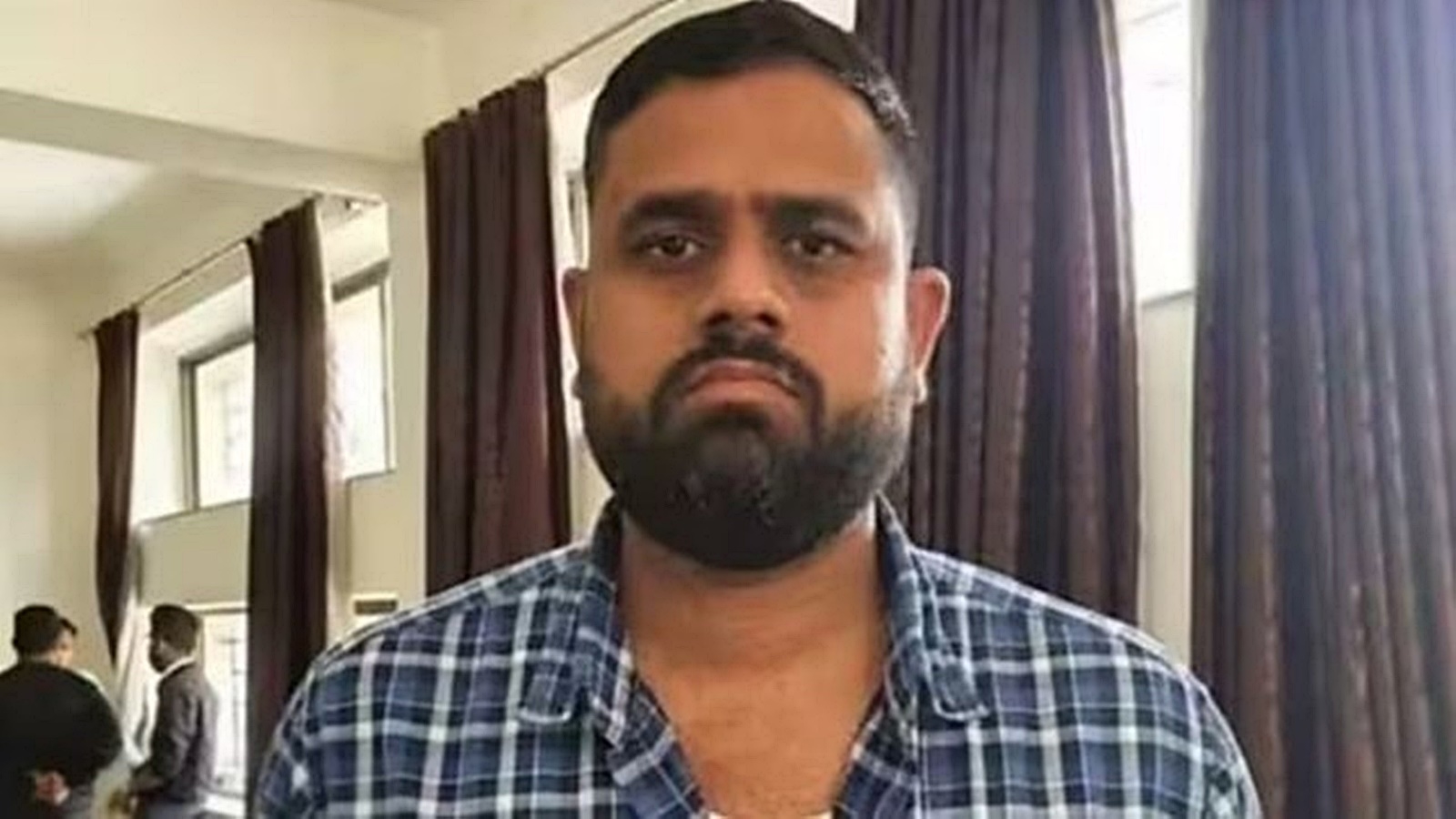 Doctor who treated drug racketeer Lalit Patil for backache at Pune’s ...