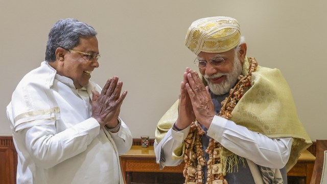 Karnataka CM Siddaramaiah meets PM Modi, seeks Rs 18,171 crore drought ...