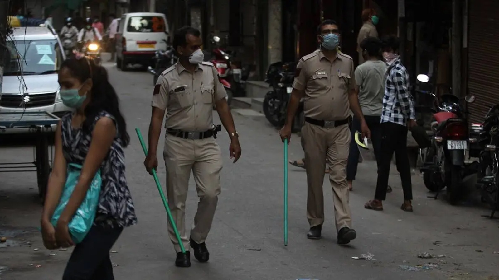 Cop Wanted In Rs 3 75 Crore Extortion Case Surrenders Before Kutch