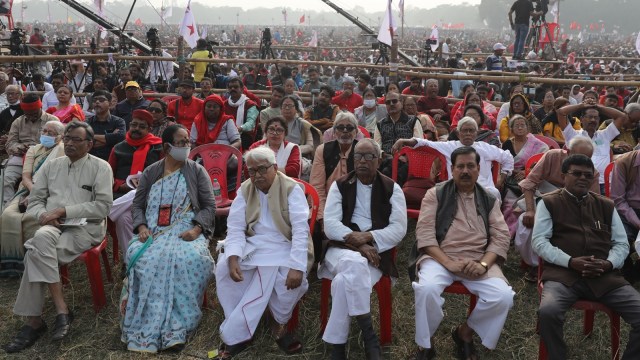 Veterans in front row & young faces on dais: CPI(M) paves way for youth ...