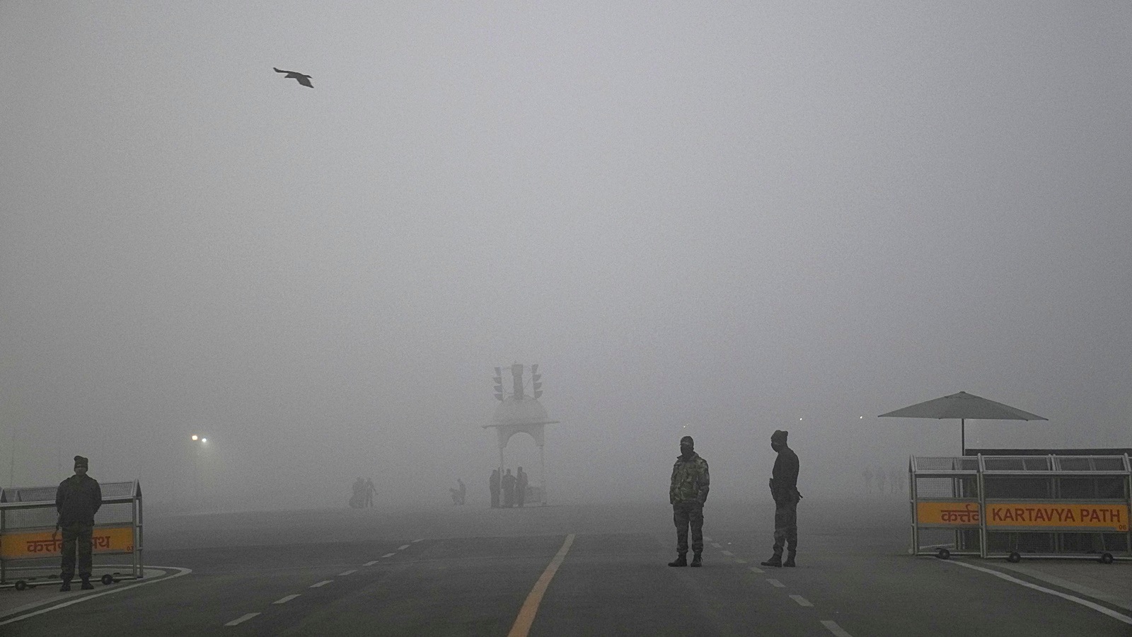 Delhi records coldest day of season, temperature drops to 3.6 degrees ...