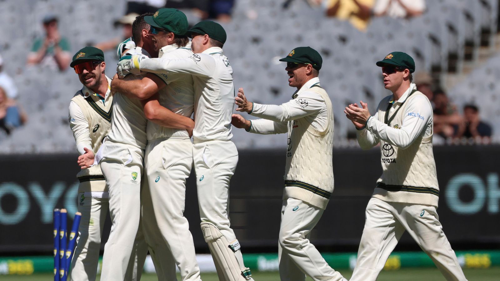 Josh Hazlewood strikes thrice in an over as Pakistan crumbles to 68/7 ...