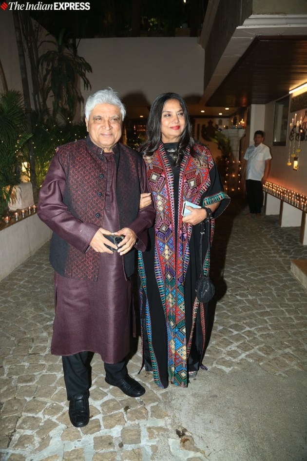 Anil Kapoor hosts Javed Akhtar’s birthday bash, he asks papparazi ‘shor ...