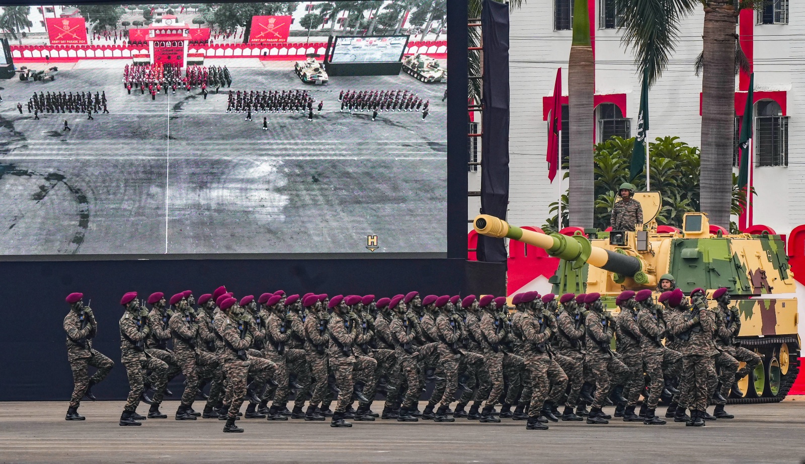 ‘Strongest wall of the country’: PM Modi, President Murmu laud Army ...
