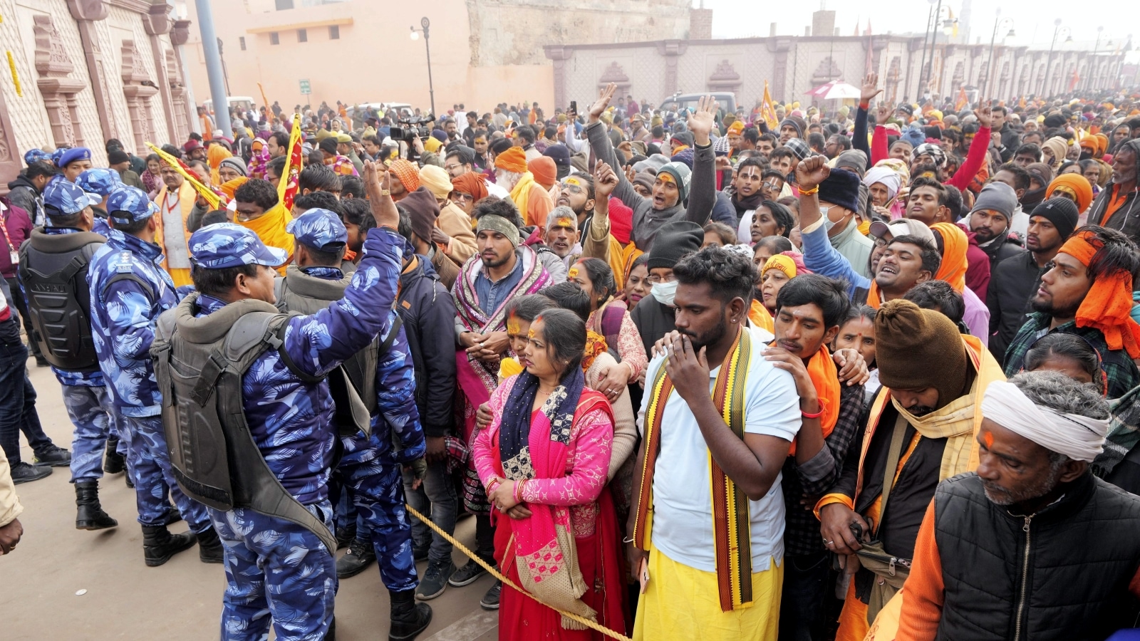 Govt forms high-level panel to facilitate devotees at Ayodhya | Lucknow ...