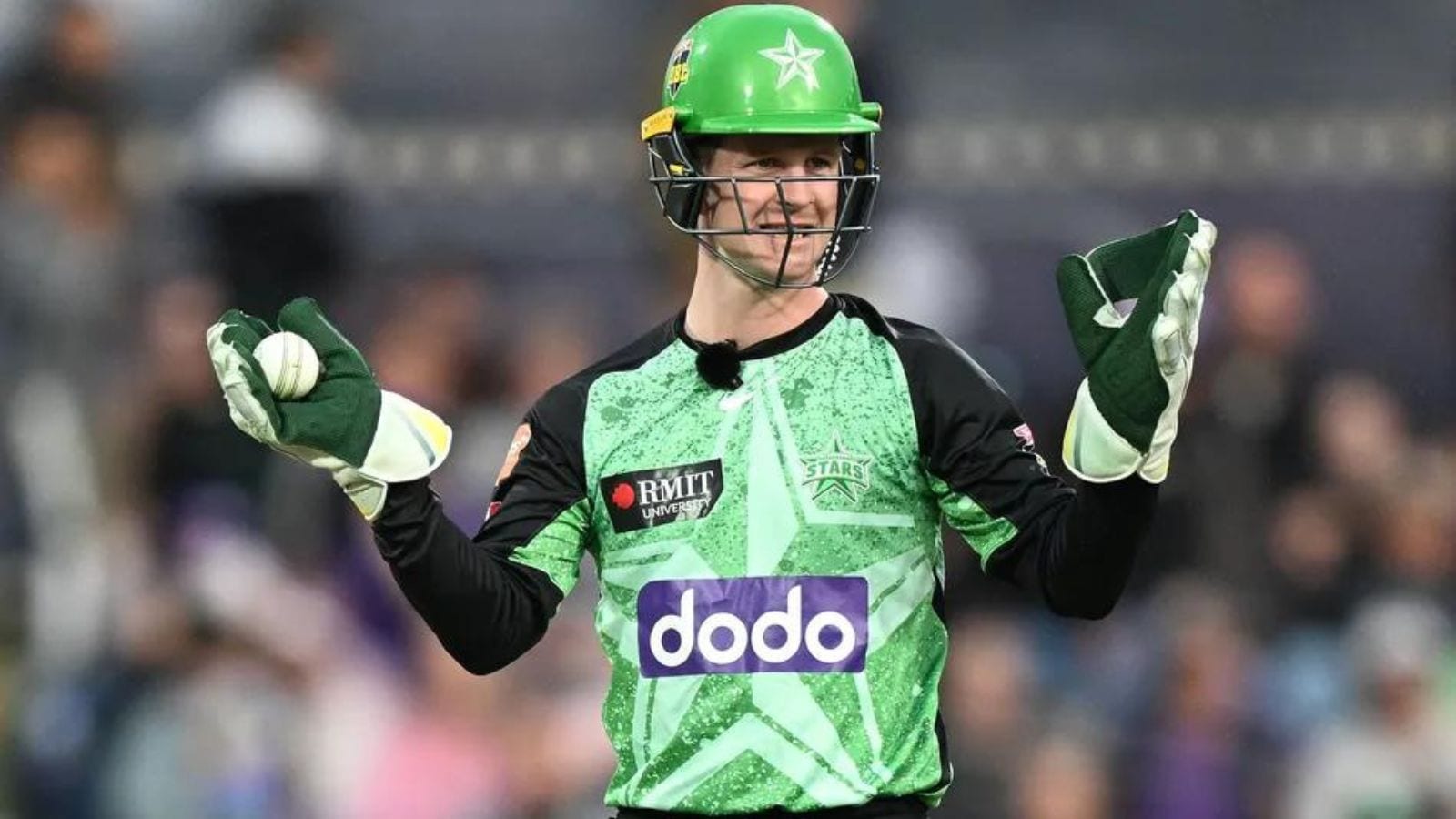 Big Bash League: Melbourne Stars wicketkeeper Sam Harper hospitalised after being hit on the ...