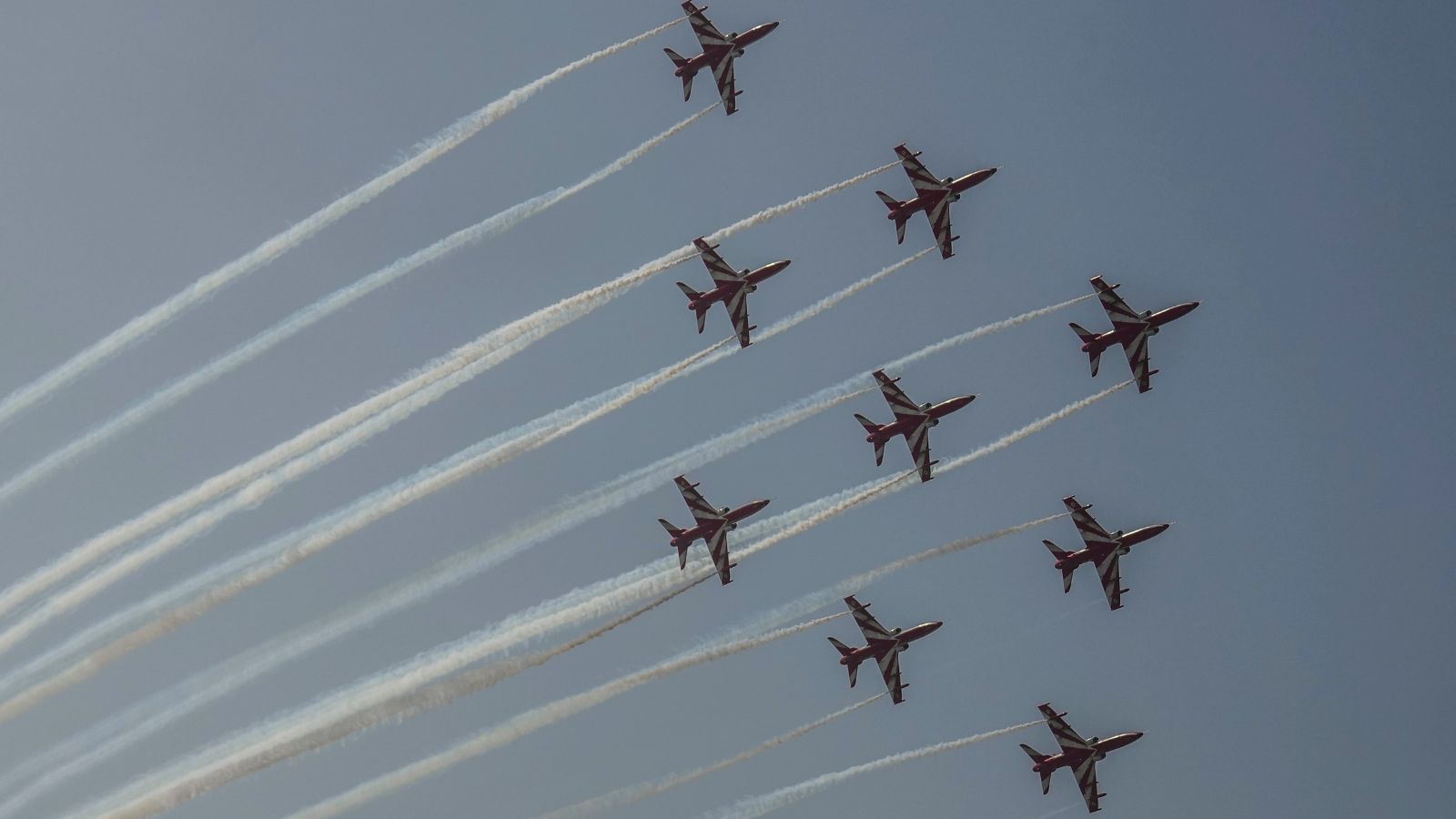 Mumbai Air Show: Traffic curbs in place around Marine Drive, check ... Mumbai Air Show: Traffic curbs in place around Marine Drive, check ...