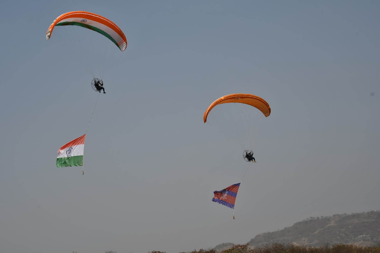 Para jump show by Bombay Sappers at Pune’s Dighi Hills marks 100 years ...