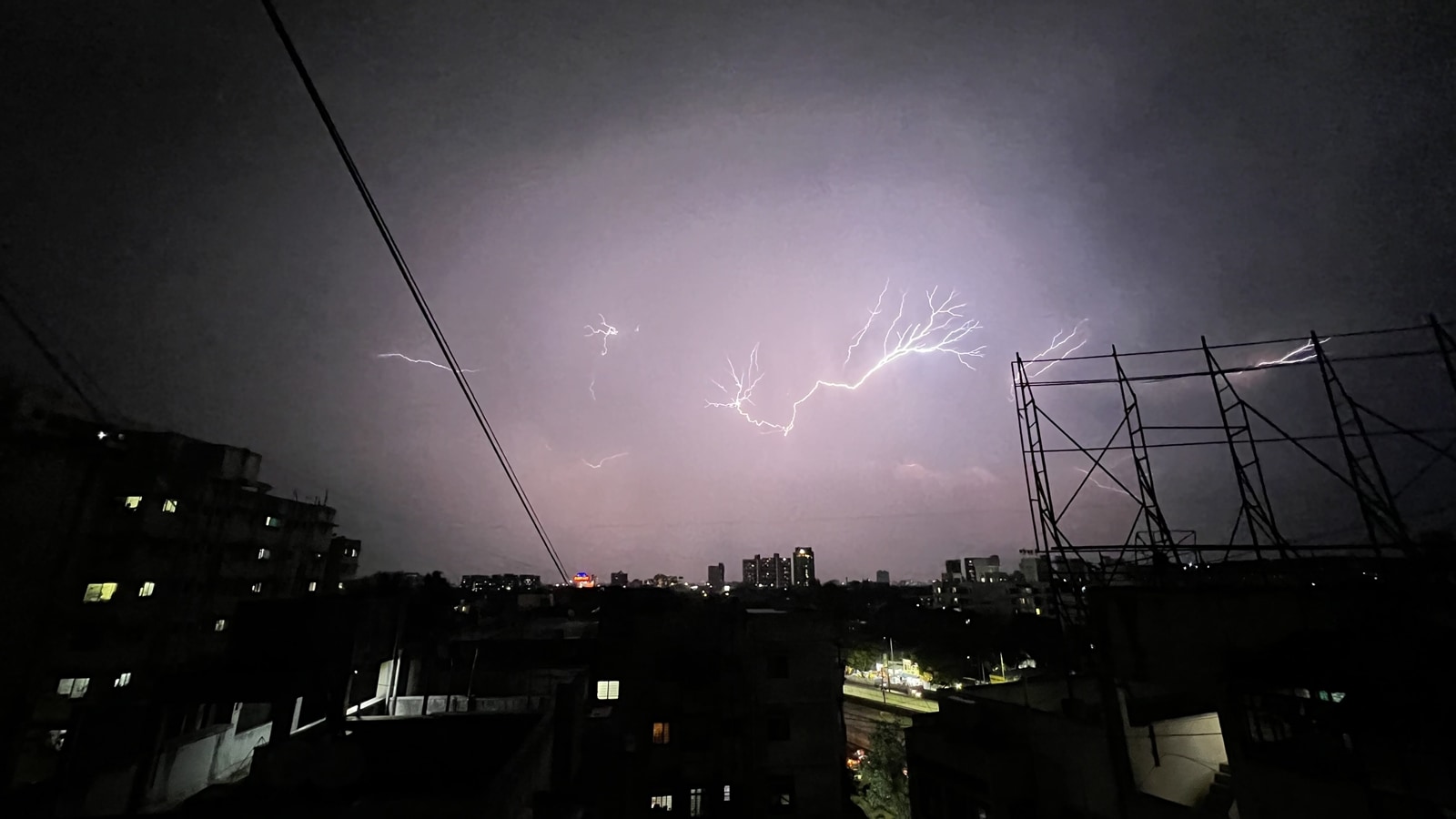 Bolt From The Blue: Lightning accounts for the highest number of ‘force ...