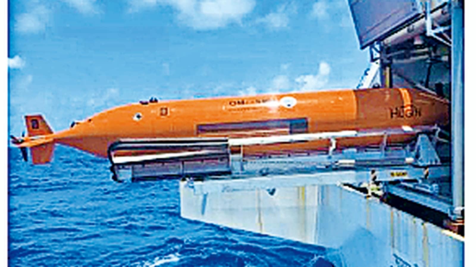 7 years after IAF plane went missing, its debris found off Chennai ...