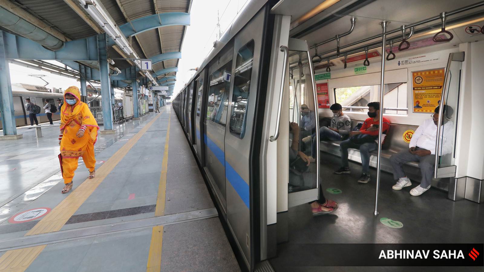 Woman’s death at Metro station: Delhi Police lodge FIR | Delhi News ...