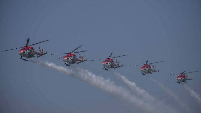 IAF takes over Mumbai skies with Airshow 2024 | Mumbai News - The ...
