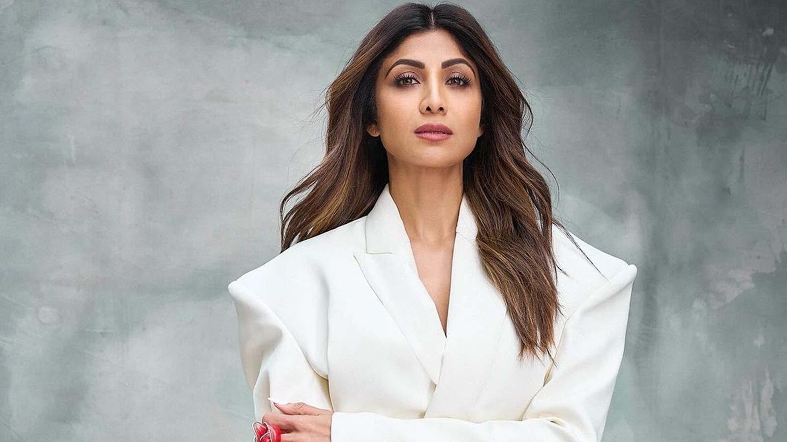 How Shilpa Shetty Kundra stays fit despite loathing lunges | Fitness ...