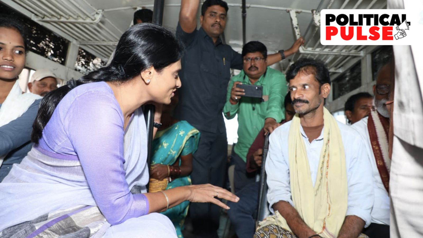 As Sharmila launches Cong campaign in Andhra with state tour, Jagan ...