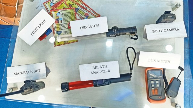 At Kolkata Police stall, focus on new gadgets, cybercrime | Kolkata ...