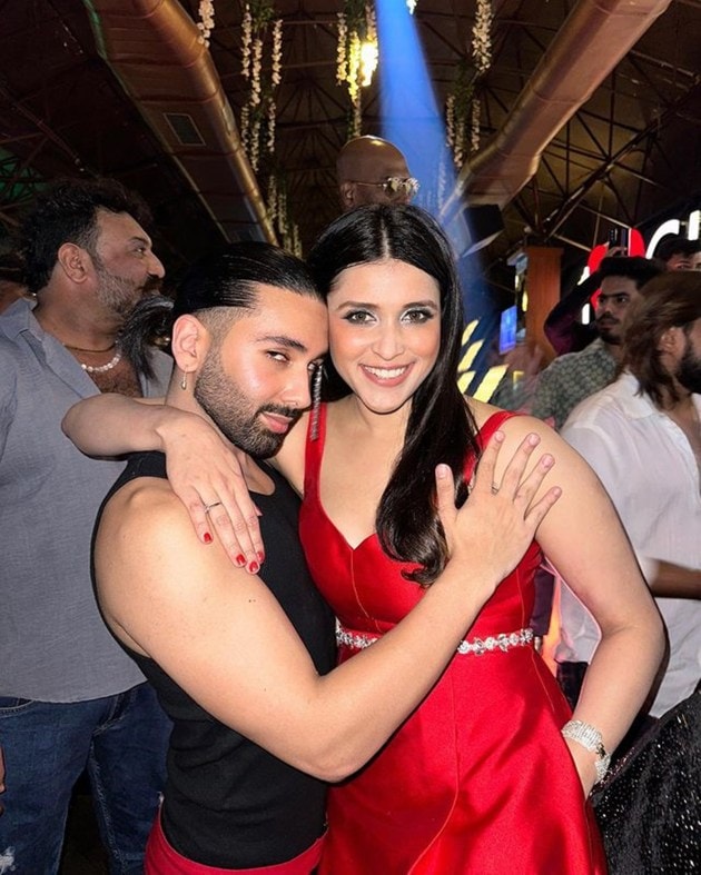 Orry flaunts his dance moves at Abhishek Kumar’s Bigg Boss 17 bash ...