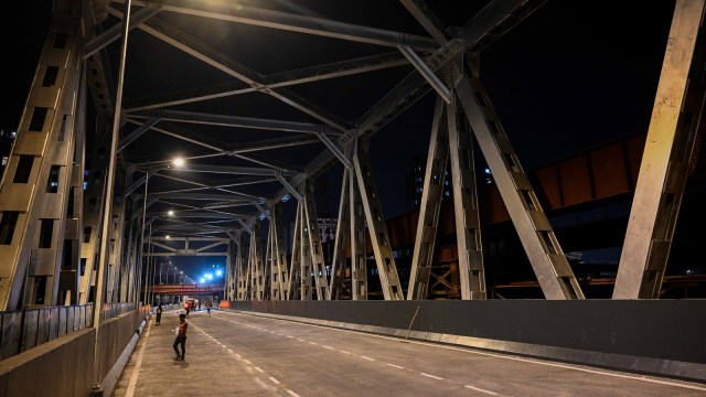 Andheri residents heave a sigh of relief as one arm of Gokhale Bridge ...