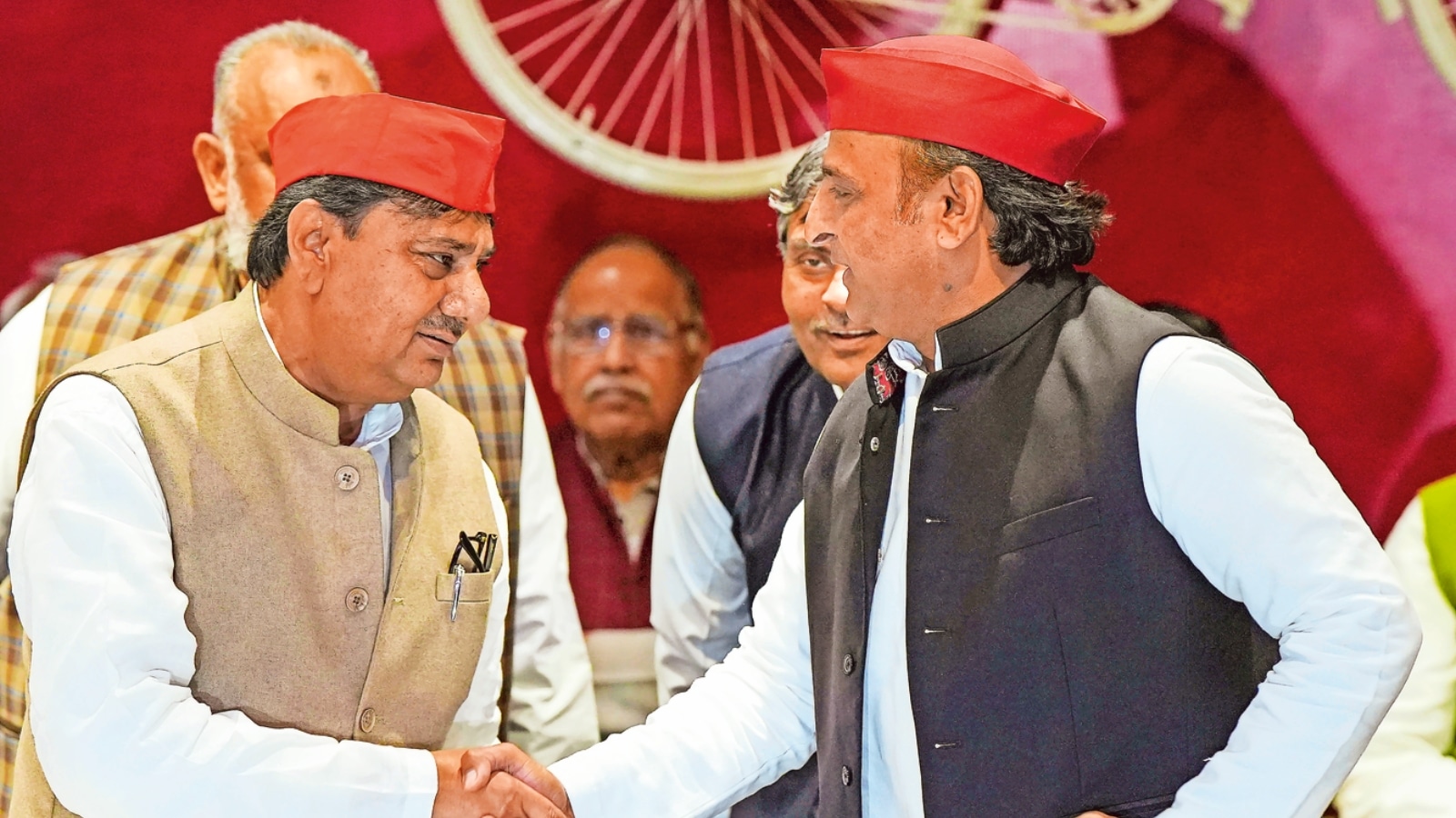 Former BSP MLA Shah Alam joins Samajwadi Party: ‘Support PDA slogan ...
