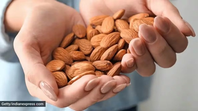 Eating almonds may help reduce wrinkles and uneven skin tone? Experts ...