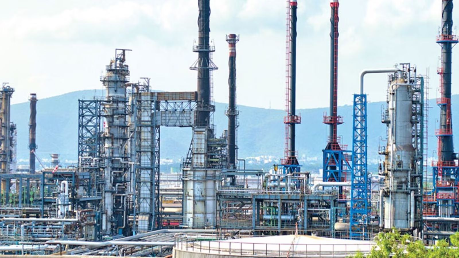 HPCL’s Rs 73,000-crore Rajasthan refinery likely to start operations by ...