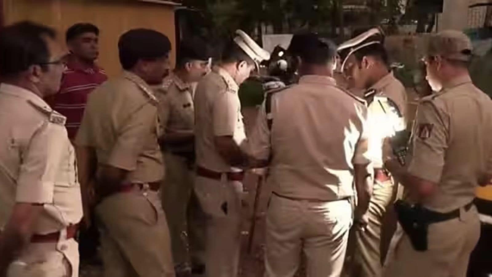 On suspicion of extra-marital relationship, relatives of man attack ...