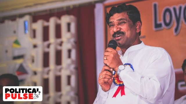 Almost in oblivion to attracting rival leaders, Telangana Cong scripts ...