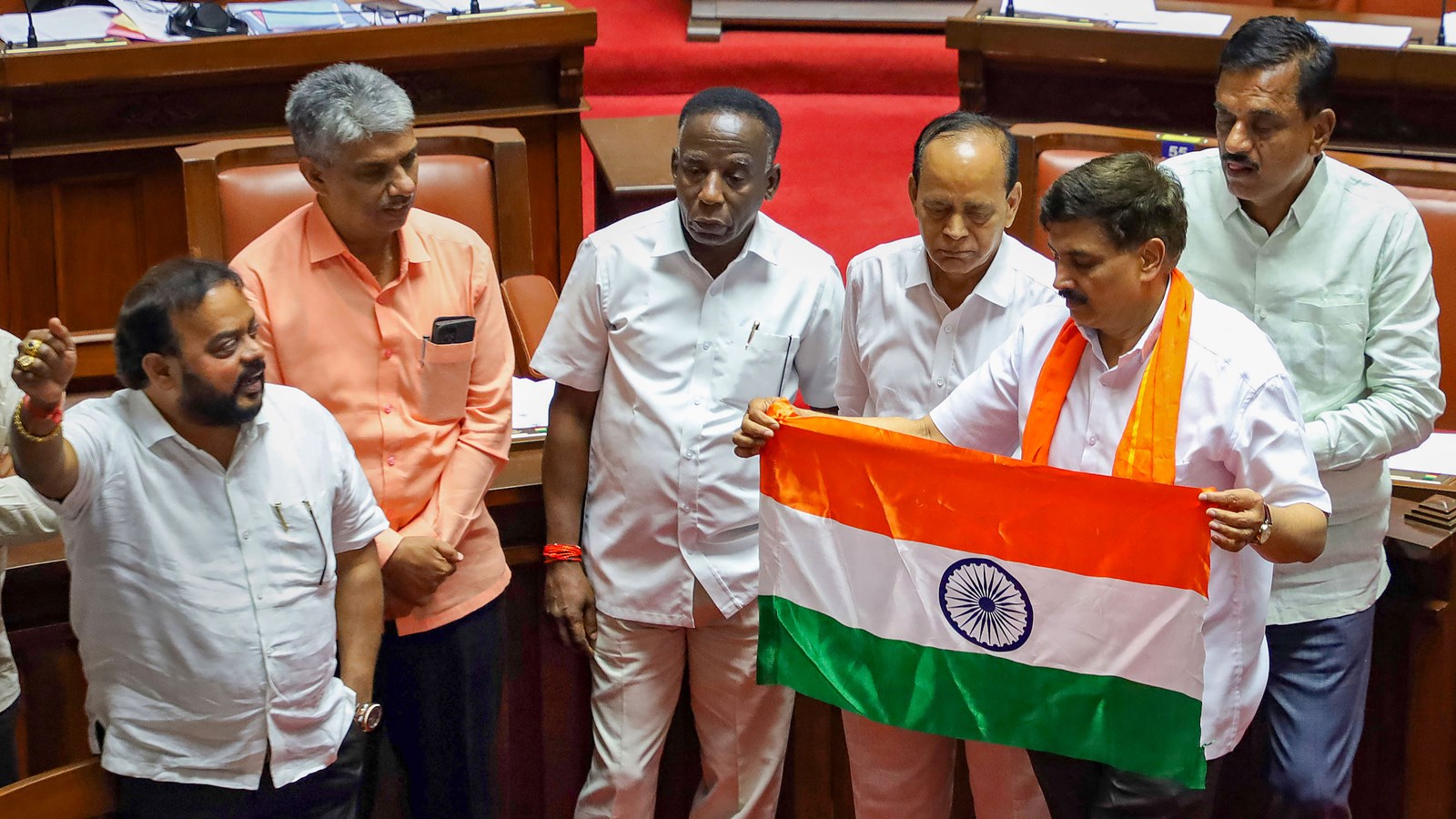 ‘Pakistan Zindabad’ sloganeering charge against Congress MP’s ...