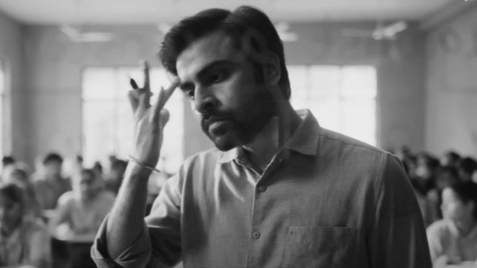 Kota Factory Season 3 first look: Jeetu bhaiya aka ‘Jeetu sir’ is back ...