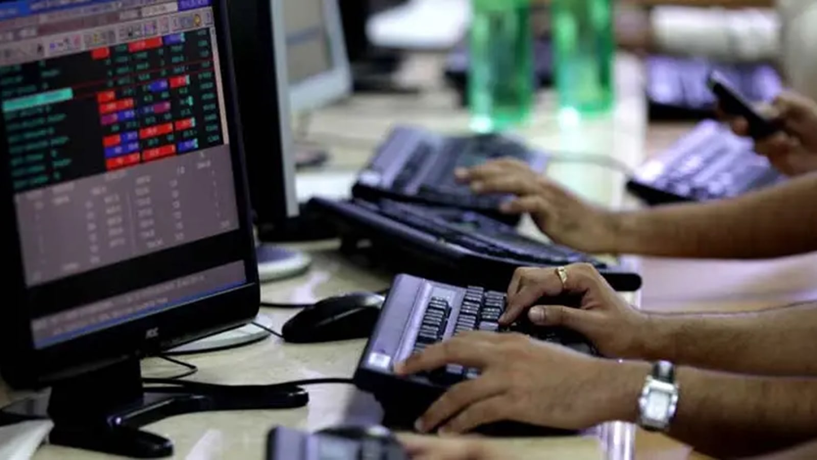 Sensex, Nifty fall over 1% on weak global cues, profit booking ...