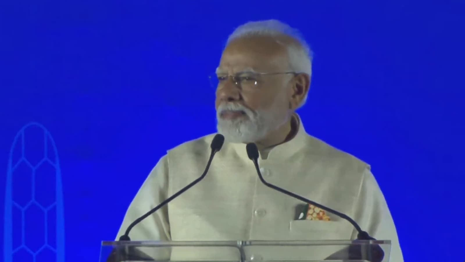 PM Modi hails UAE as ‘partner in progress’ at Indian diaspora event ...