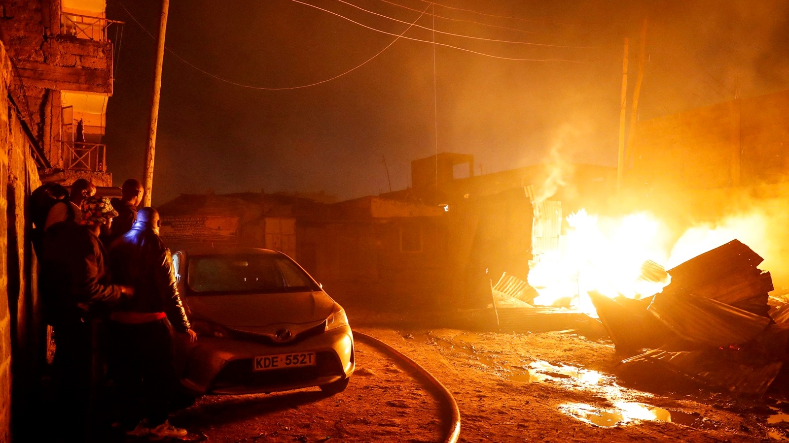 Fire from gas explosion in Kenyan capital kills 2, injures hundreds ...