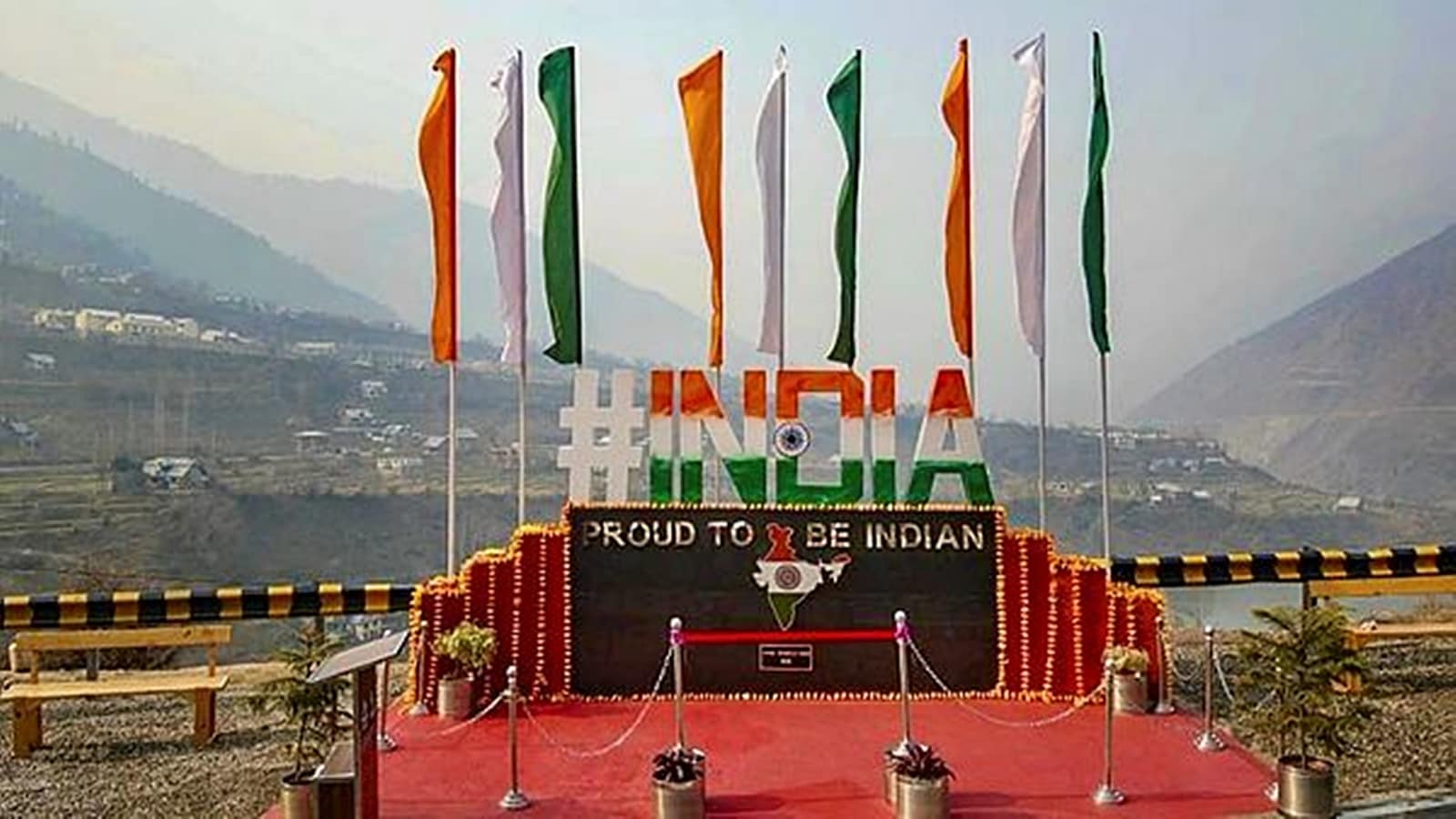 Selfie point near LoC in Uri becomes major tourist attraction | India ...