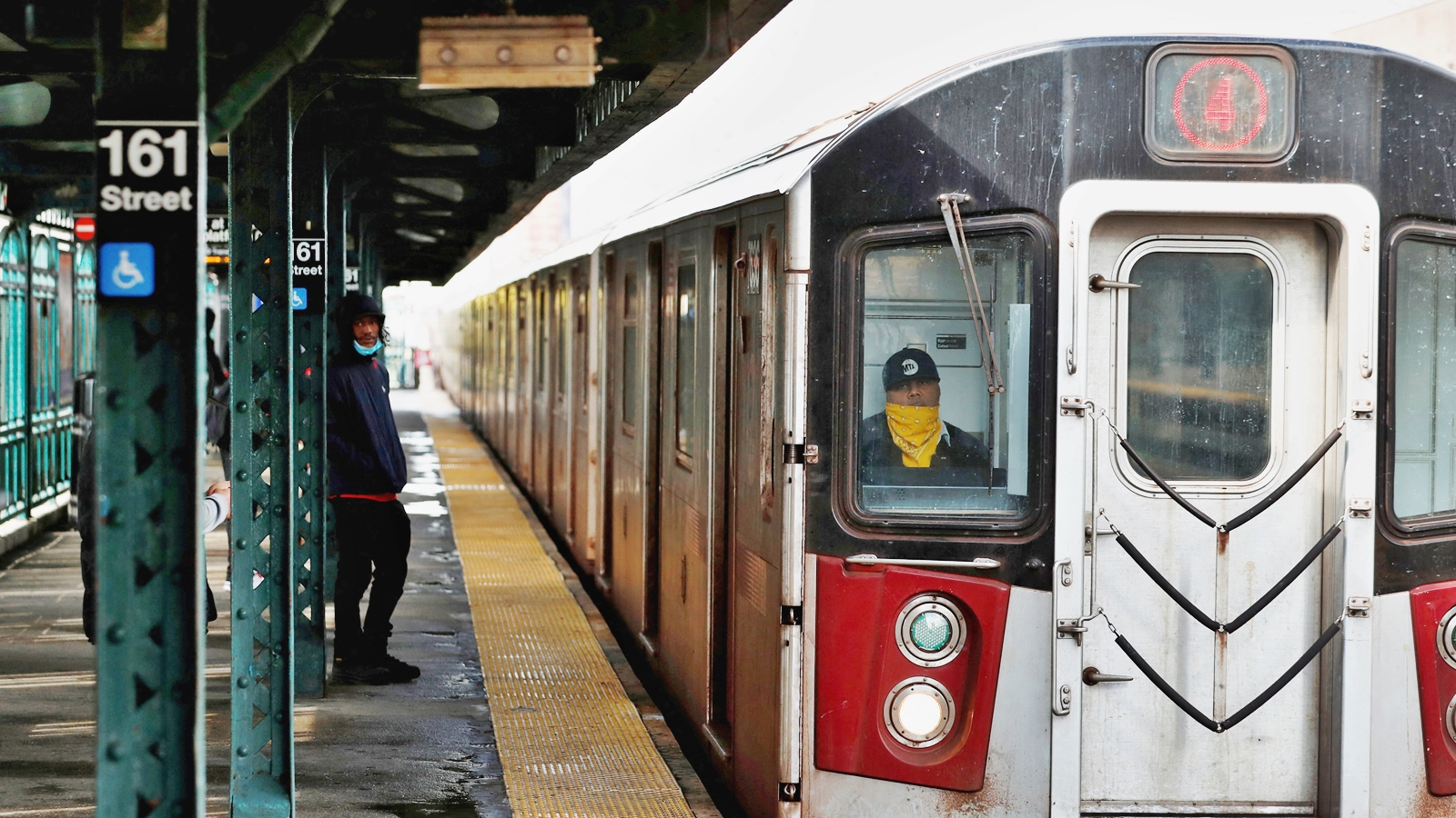 New York subway shooting: 1 killed, 5 injured after brawl erupts on ...