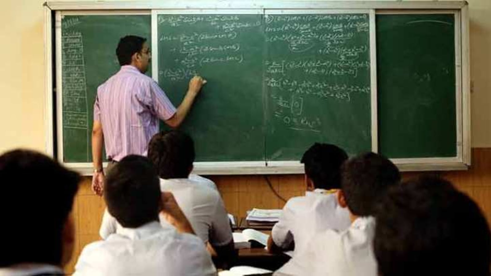 Govt announces teachers’ recruitment for 21,678 posts | Mumbai News ...