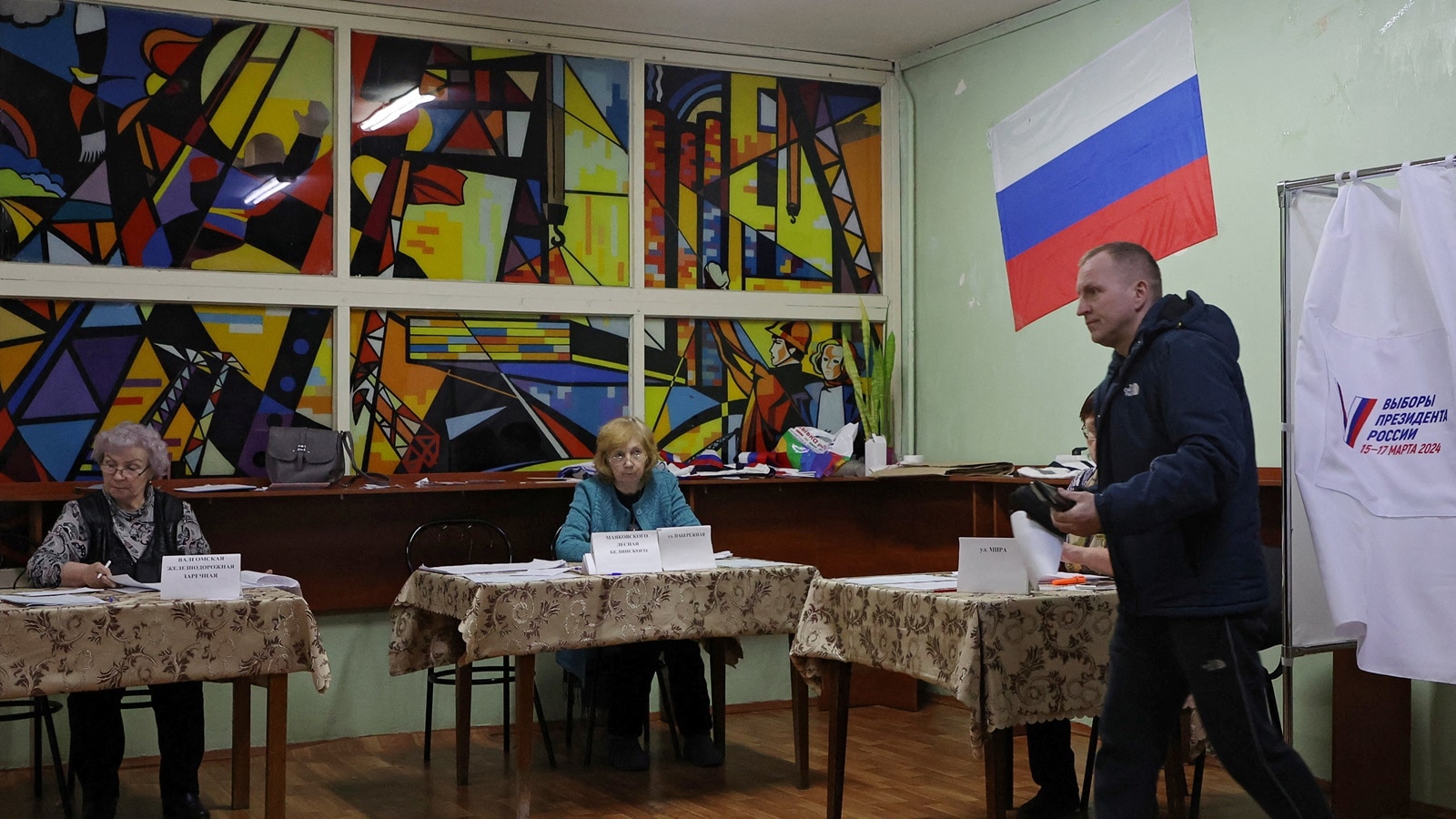 Russians cast ballots on Day 2 of an election preordained to extend ...