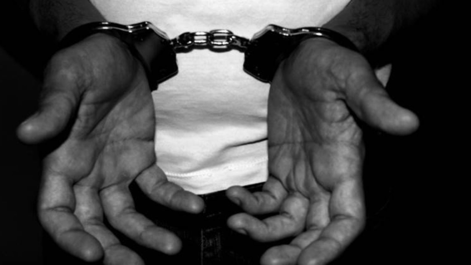 Bangladeshi national who led gang of robbers operating in 4 states held ...
