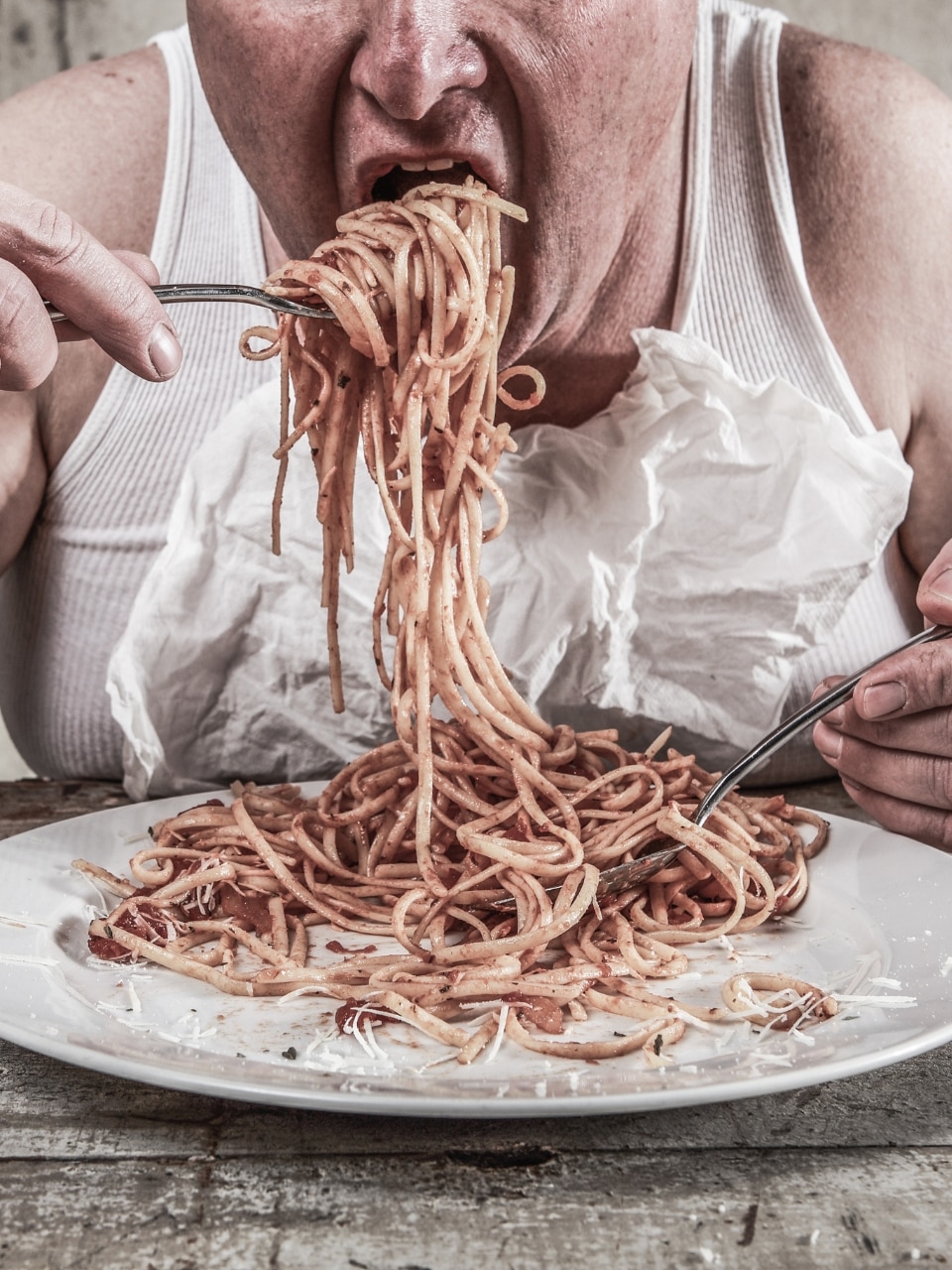 Combat cravings and overeating with expert advice