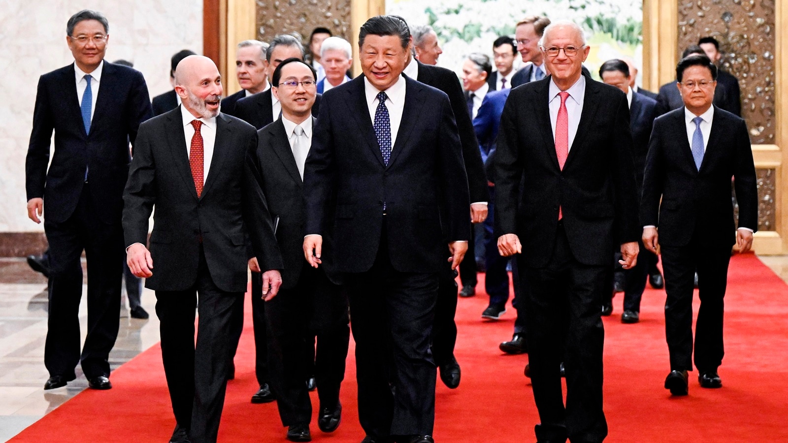 China’s Xi issues positive message in meeting with US business leaders ...