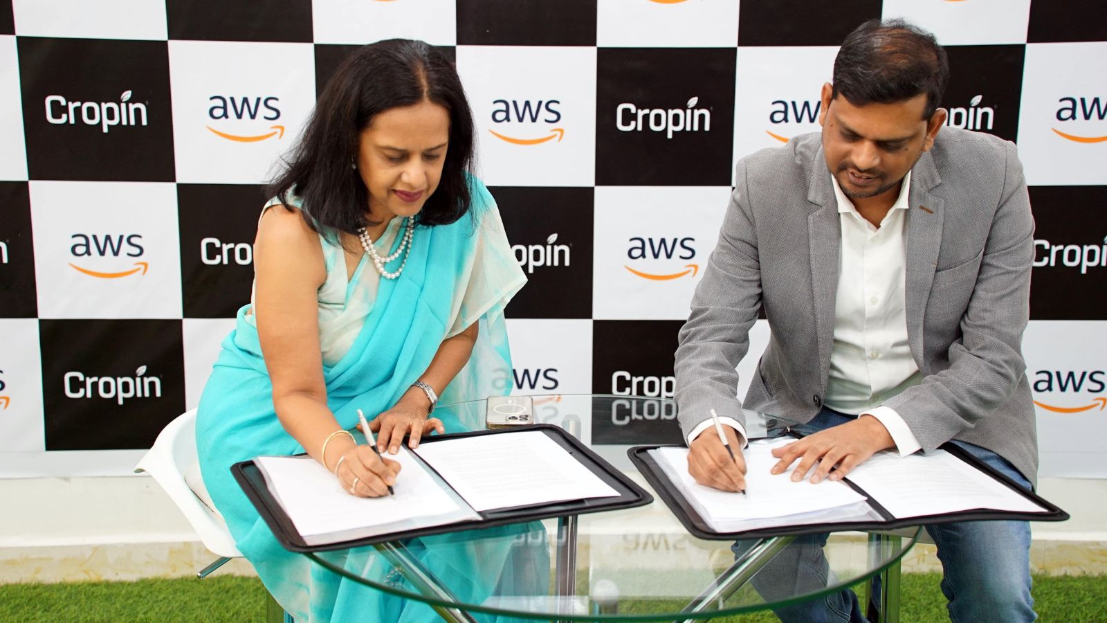 Bengaluru-based Cropin signs MoU with AWS India to build food ...