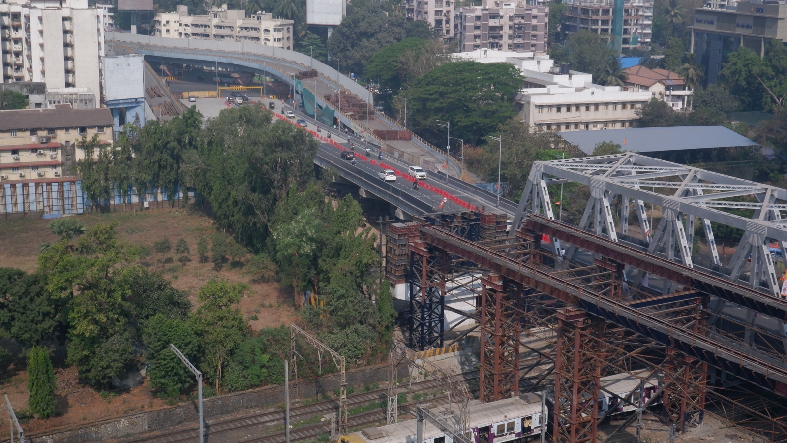 Barfiwala Flyover won’t be demolished for Gokhale Bridge alignment ...