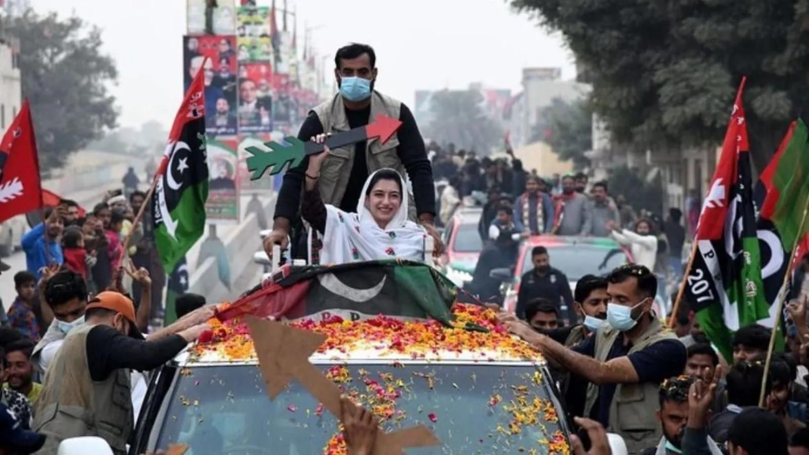 Aseefa Bhutto enters politics, files nomination papers for bye-polls on ...