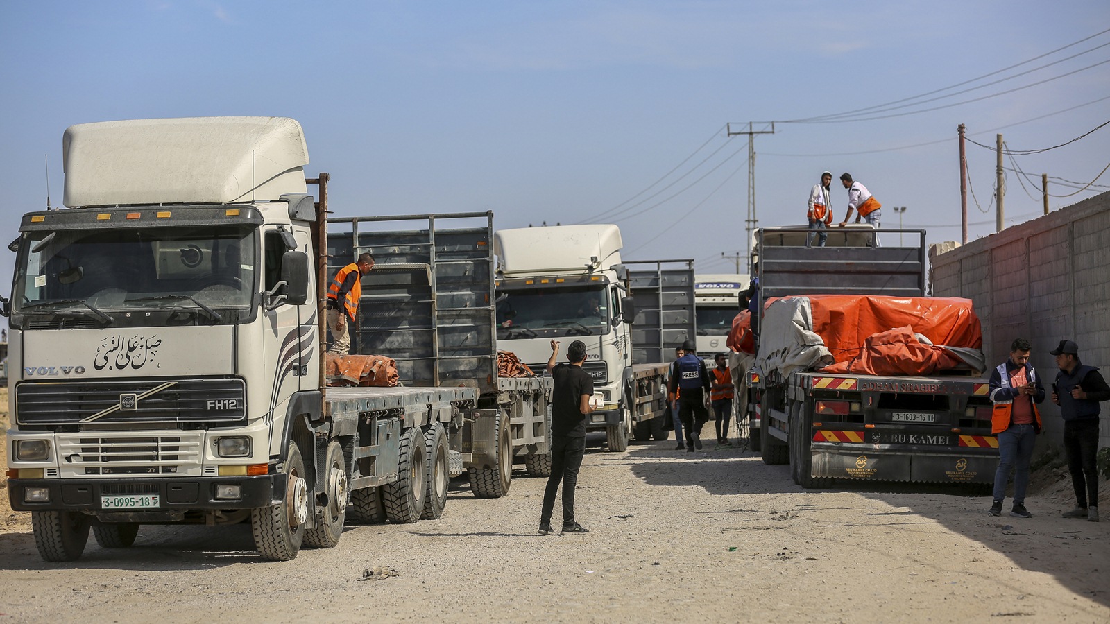 US military to build floating pier to ferry Gaza aid, White House says ...