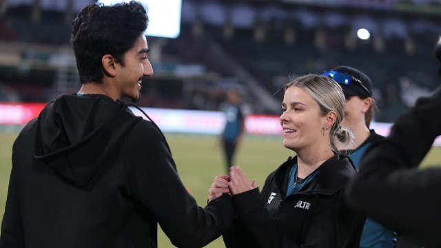 PSL’s first female coach: Alex Hartley immerses herself in Pakistani ...