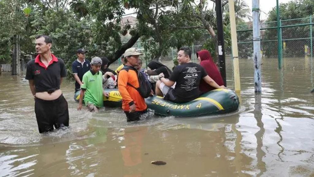 At least 10 dead, 10 missing as landslide, flash floods hit Indonesia’s Sumatra island | World ...