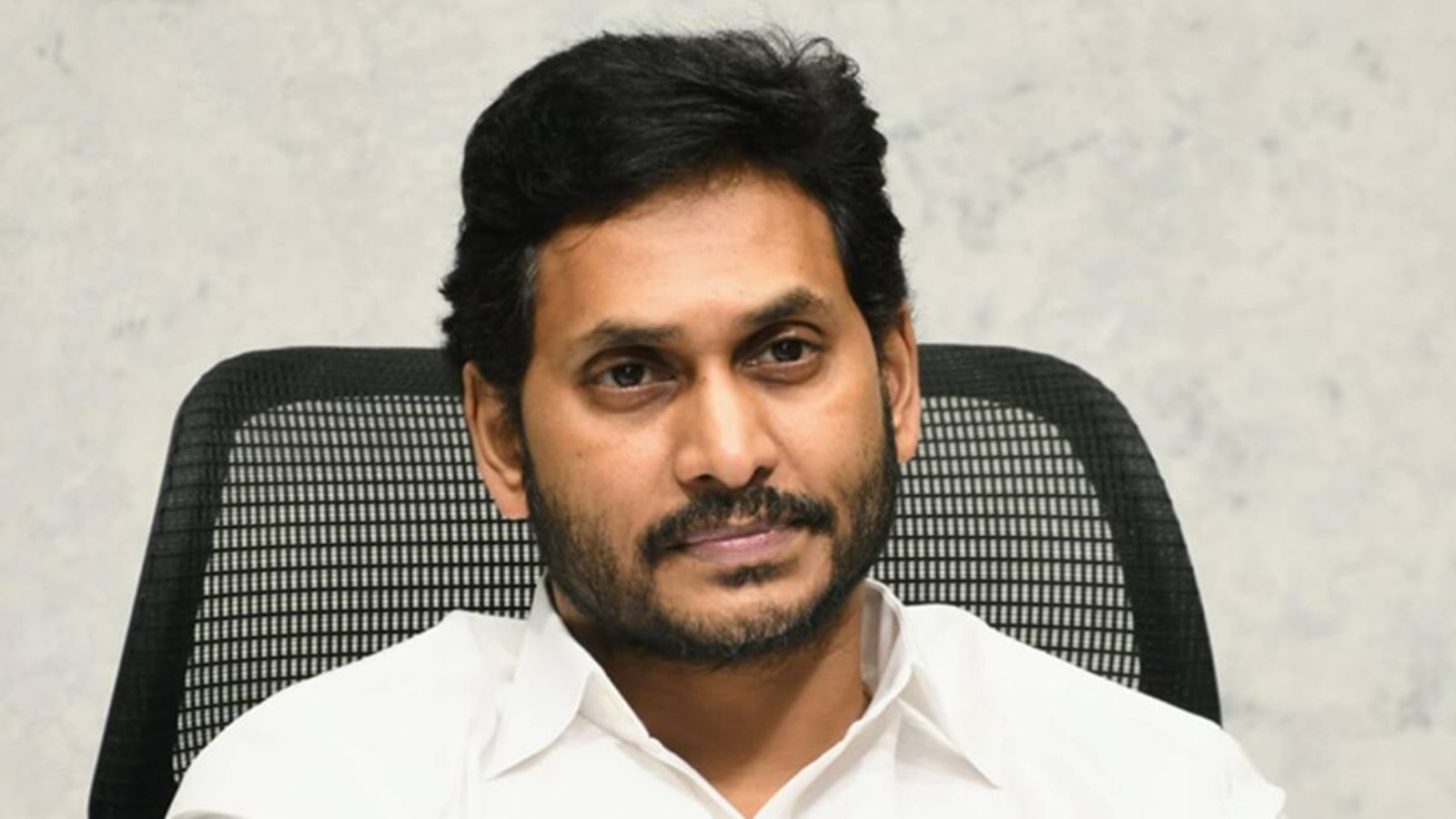 One person dies of suspected dehydration at Andhra Pradesh CM’s meeting ...