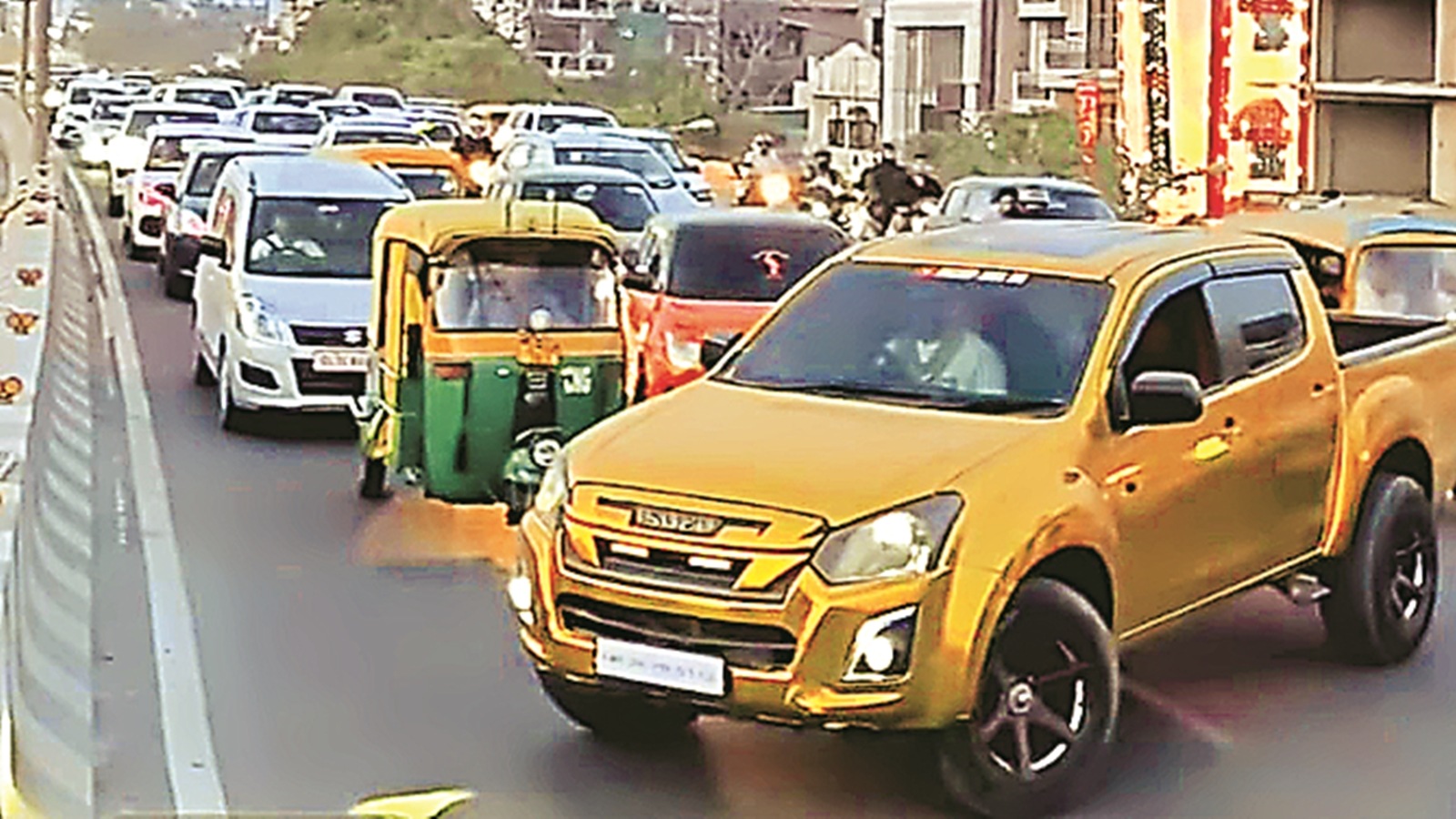 Traffic disrupted after two men stop car to shoot reel on Paschim Vihar ...
